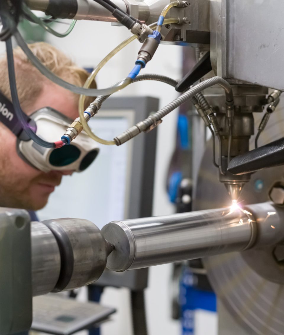 Ultra-high-speed laser cladding - CZL Tilburg